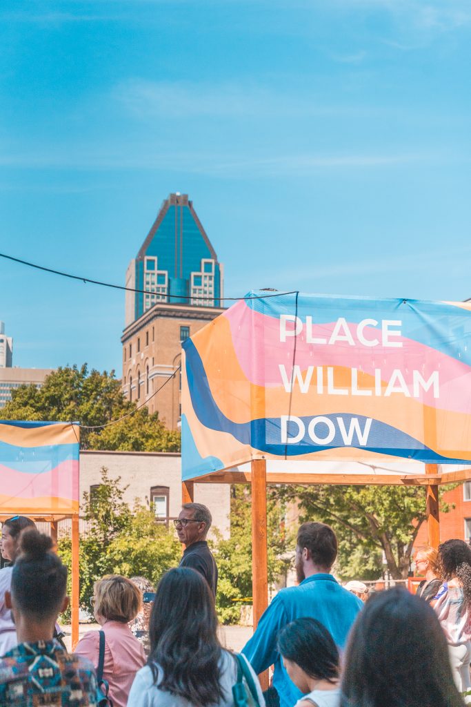 Place William Dow – Le Comité